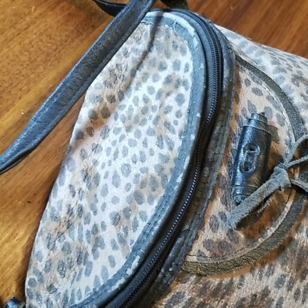 Richmark Super Worn..Vintage Beauty! - Gem